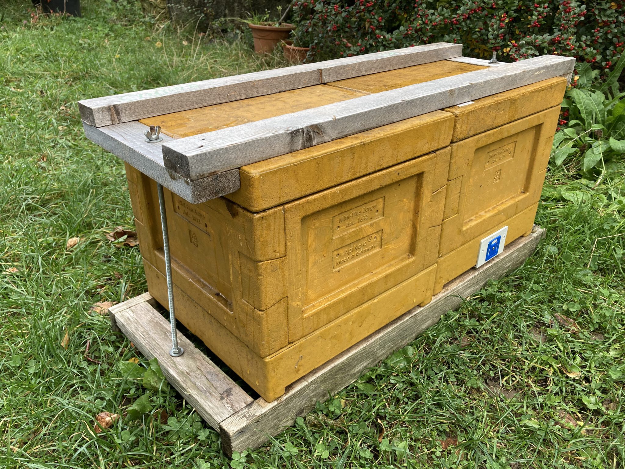 Bauanleitung Mini-Plus Ständer „Ameland“ - Buckfast Bevruchtingsstation